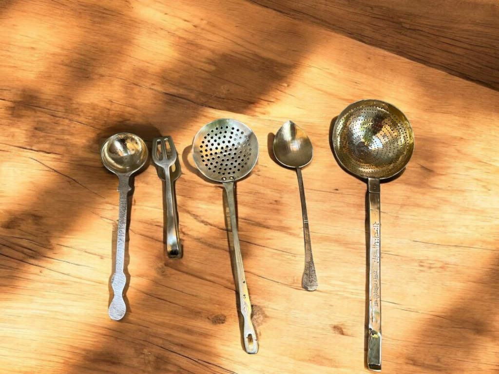 Vintage brass 5 pcs ladles set - Unique Antique Collection